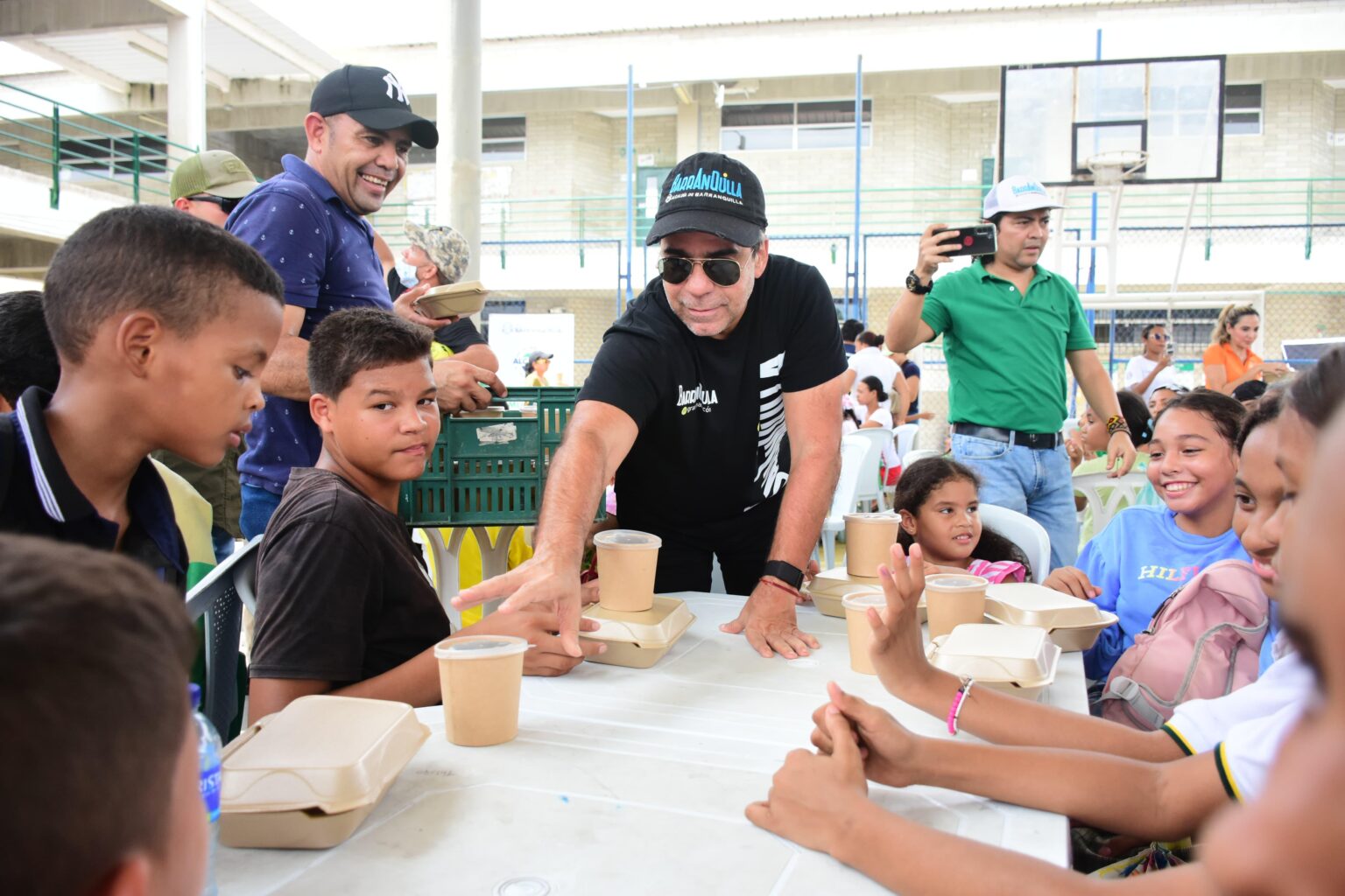 Con Comedores Comunitarios, se fortalece el trabajo e integración ...